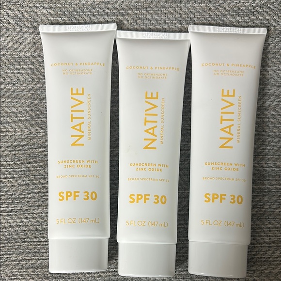 Native | Skincare | Native Mineral Sunscreen Spf 3 White | Poshmark